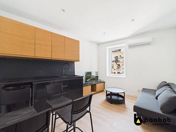 Appartement à louer - Centre Ville Nord, Aix-les-Bains - 1 pièce - 1 chambre