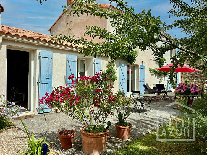 Maison à vendre - Bessay - 5 pièces - 3 chambres