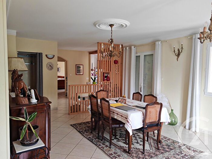 Maison 7 pièces à vendre à Foix