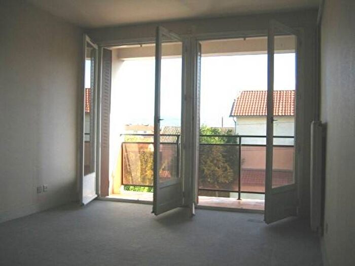 Bien Assis, Clermont-Ferrand - Appartement 2 pièces à louer