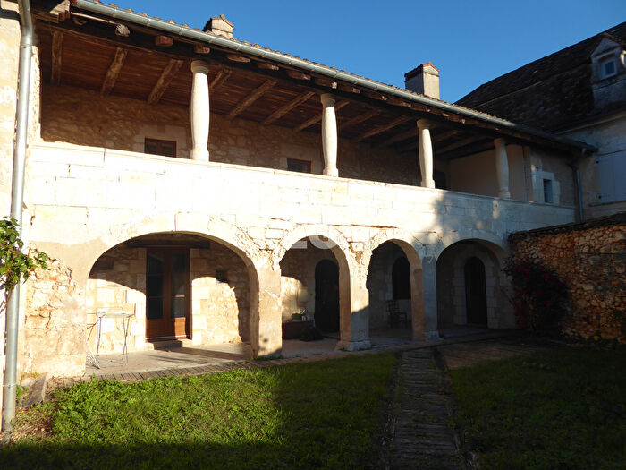 Maison à vendre - Jaure - 10 pièces - 6 chambres