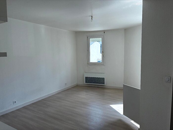 Clermont-Ferrand, Vallières, Sallins, Poncillon : Appartement 1 pièce à louer