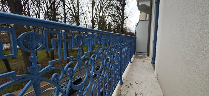 Appartement à vendre - Vichy, Thermal - 3 pièces - 2 chambres