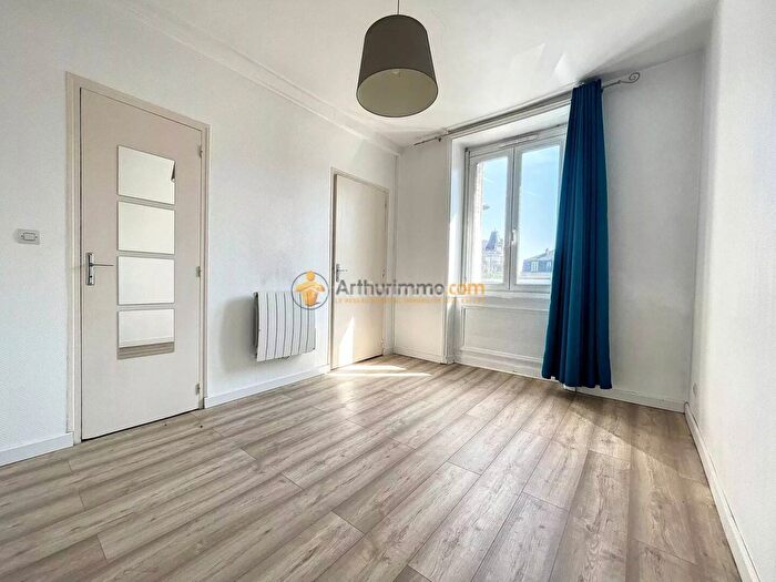 Appartement 1 pièce à louer à Centre Ville, Reims