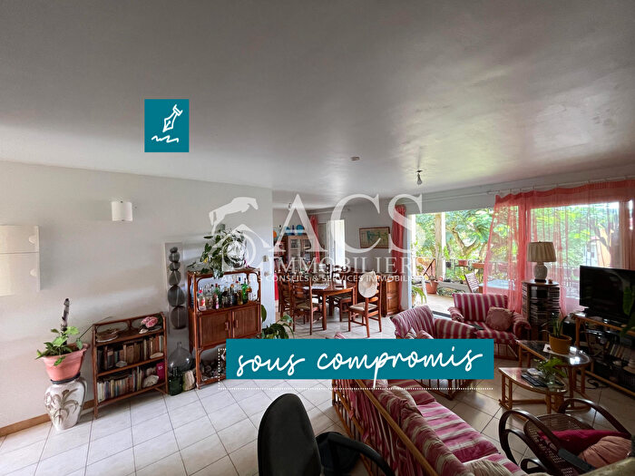 Appartement à vendre - Fort-de-France - 4 pièces - 3 chambres