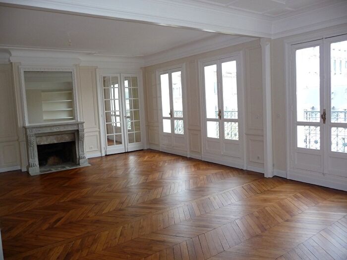 Appartement 4 pièces à Paris 16ème, à louer