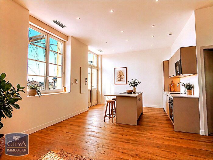 Appartement à vendre - Libourne, Centre-ville, Bastide, Gare - 4 pièces - 2 chambres