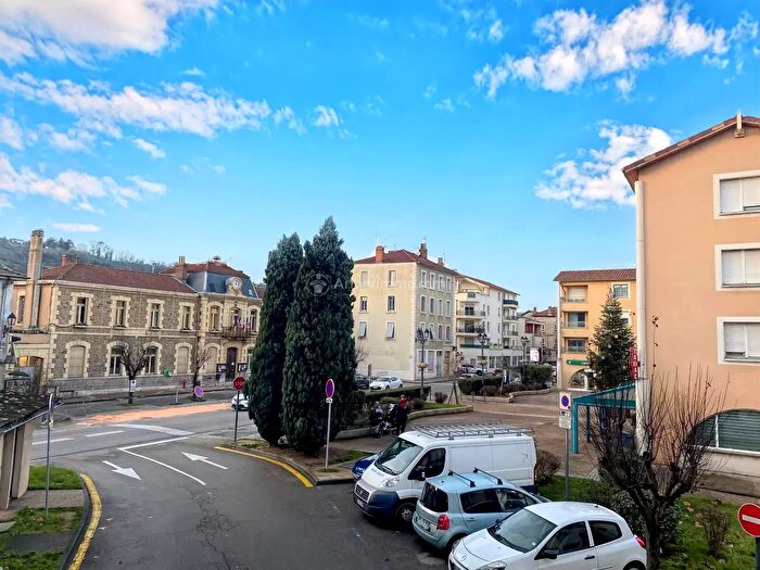 Sainte-Colombe : Appartement 3 pièces à vendre