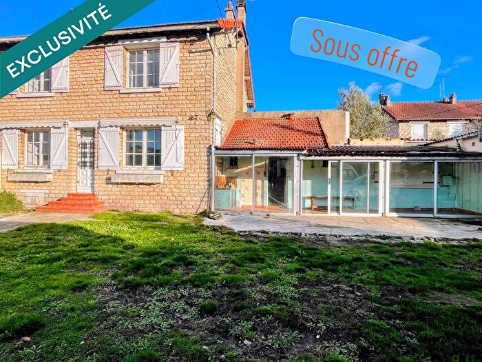 Maison 4 pièces à Mantes-la-Ville, Louise Michel, à vendre
