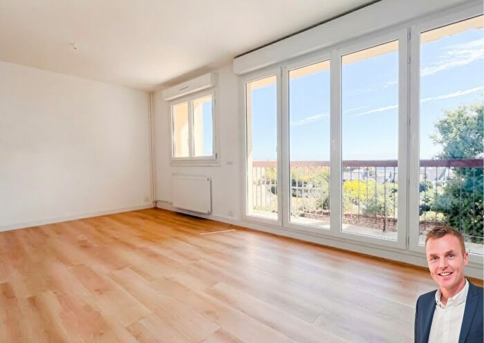 Appartement 2 pièces à Quimper, Kermoysan, à vendre