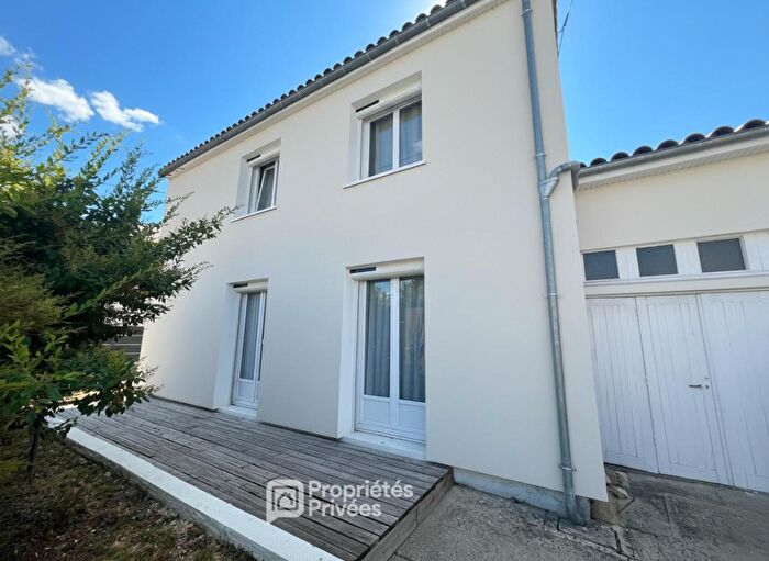 Angoulême, Frégeneuil : Maison 8 pièces à vendre