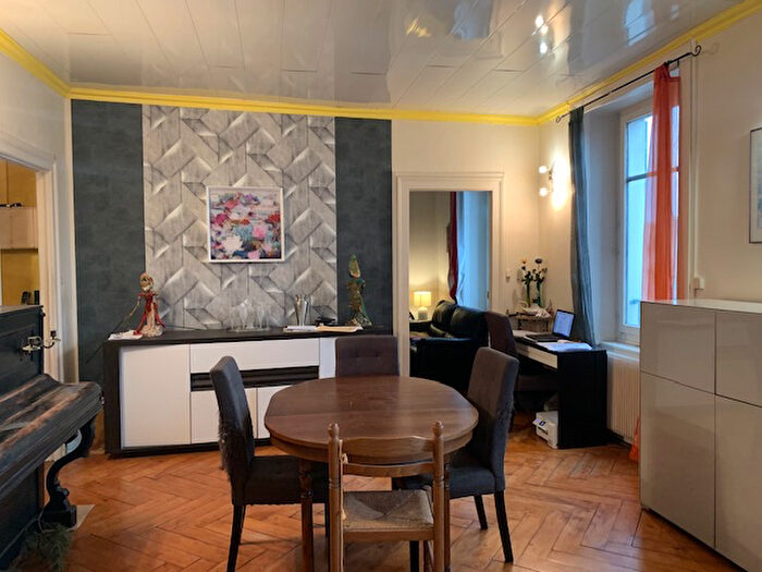 Appartement à vendre - Montbéliard, Faubourg, Mont-Chevis, Chiffogne, Citadelle - 3 pièces - 2 chambres