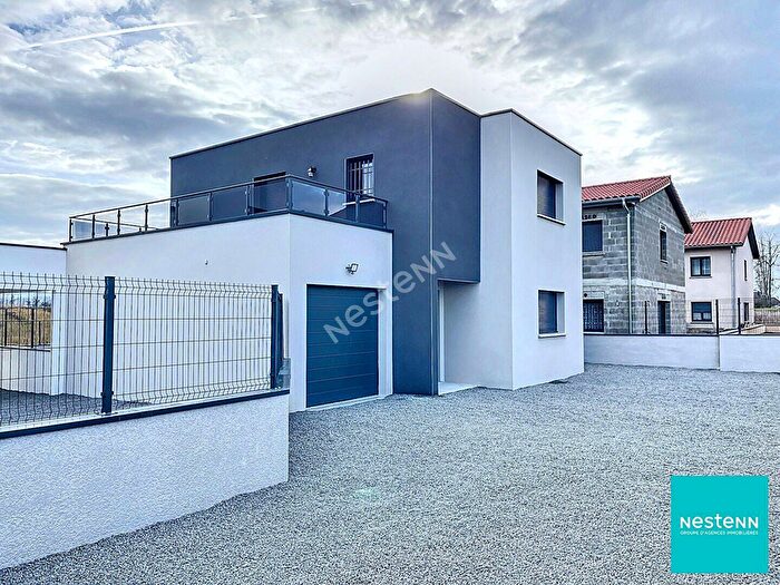 Maison 6 pièces à louer à Nord, Feurs