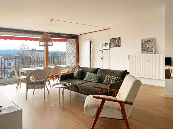 Appartement 5 pièces à louer à Pau, Dufau, Tourasse