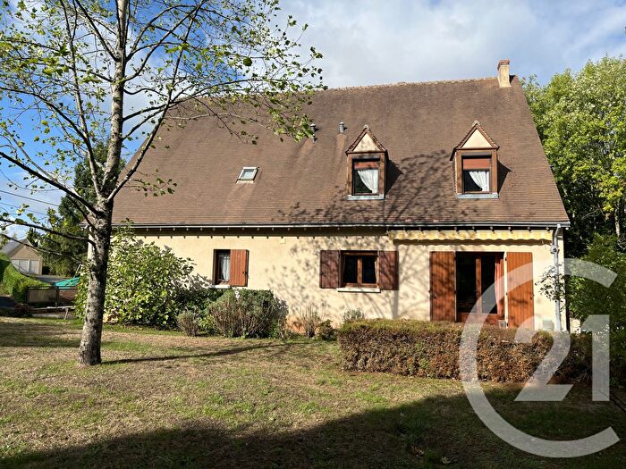 Maison à vendre - La Châtre - 8 pièces - 6 chambres