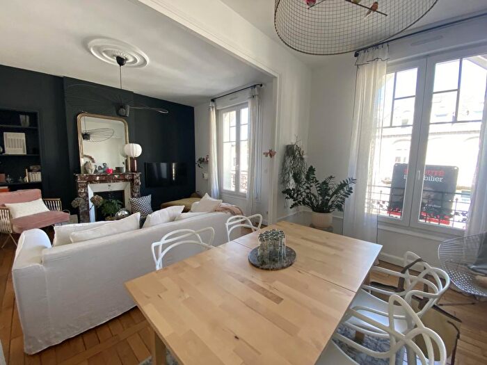 Appartement 3 pièces à Reims, Centre-ville, à vendre