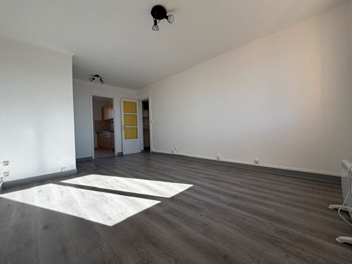 Appartement à louer - Marseille e , Sainte-Marguerite - 3 pièces - 2 chambres