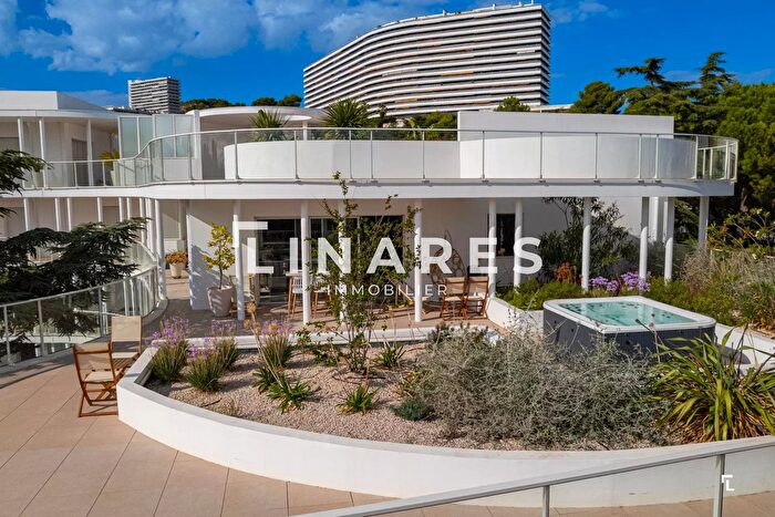 Appartement à vendre - Marseille e , Saint-Giniez - 5 pièces - 4 chambres