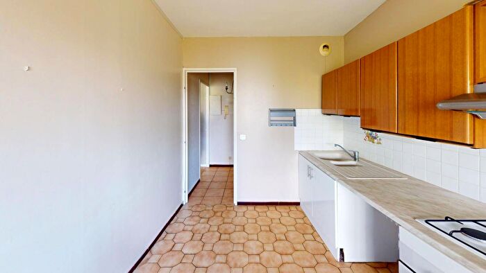 Le Mas, Vaulx-en-Velin : Appartement 3 pièces à louer