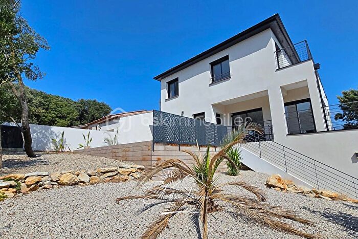 Maison à vendre - Poulx - 5 pièces - 4 chambres