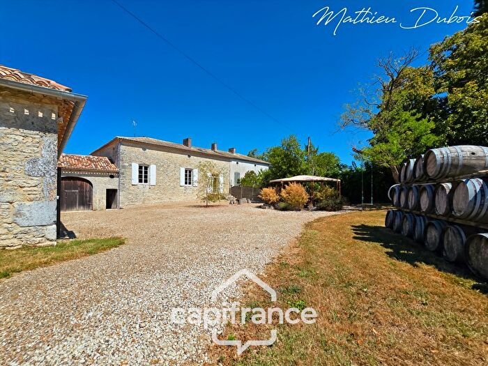 Maison à vendre - Thénac - 7 pièces - 4 chambres