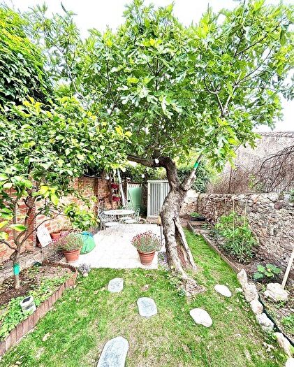 Appartement à vendre - Puget-Ville - 2 pièces - 1 chambre