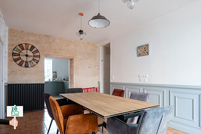 Maison à vendre - Luçon - 9 pièces - 4 chambres