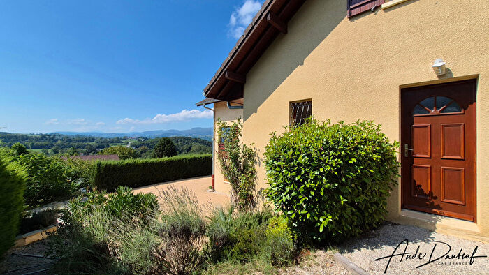 Maison à vendre - Hauteville-sur-Fier - 6 pièces - 4 chambres