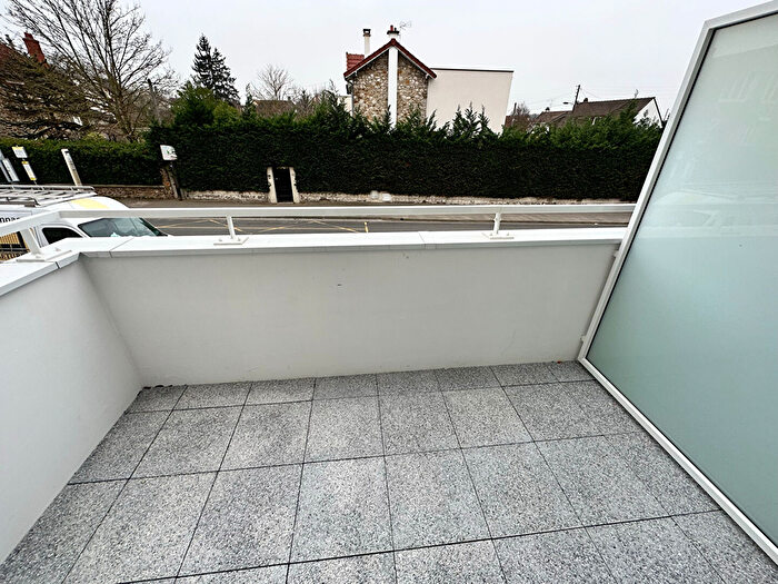 Appartement à louer - Épinay-sur-Orge - 3 pièces - 2 chambres