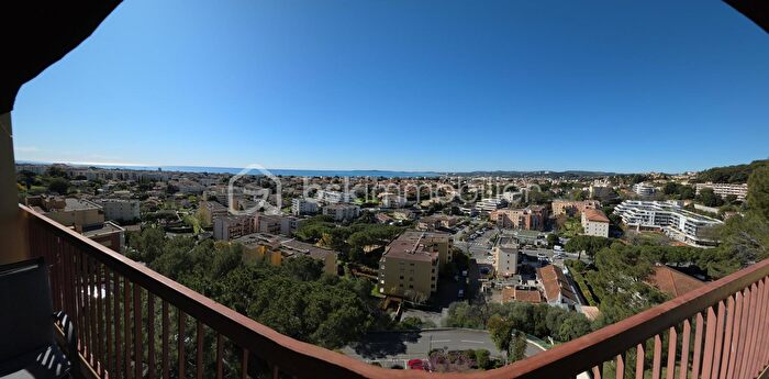 Appartement à vendre - Cagnes-sur-Mer, Le Val Fleuri - 2 pièces - 1 chambre