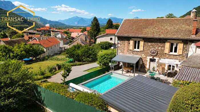 Saint-Georges-de-Commiers - Maison 5 pièces à vendre