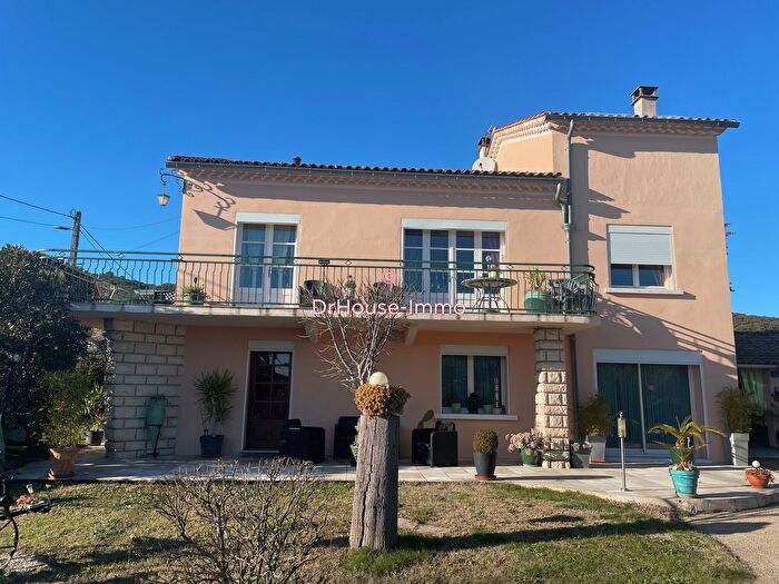 Maison à vendre - Saint-Privat-des-Vieux - 7 pièces - 4 chambres