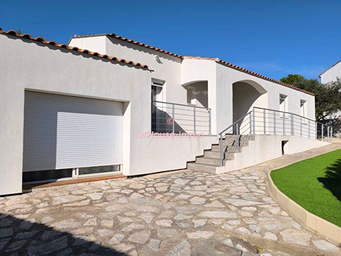 Maison à vendre - Rognac - 7 pièces - 4 chambres