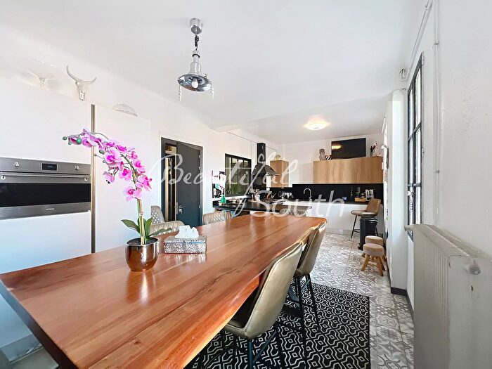 Maison à vendre - Canet-en-Roussillon, Centre-ville, Las Bigues - 7 pièces - 6 chambres