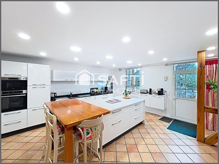 Maison à vendre - Andard - 9 pièces - 5 chambres