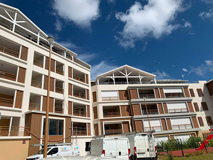 Appartement à vendre - Fort-de-France - 4 pièces - 3 chambres