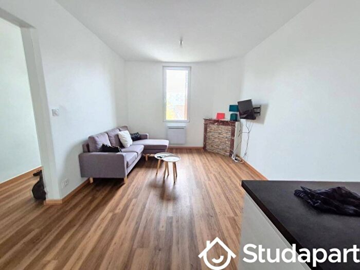 Maison à louer - Bel Air-Grand Font-Madeleine, Angoulême - 3 pièces - 2 chambres