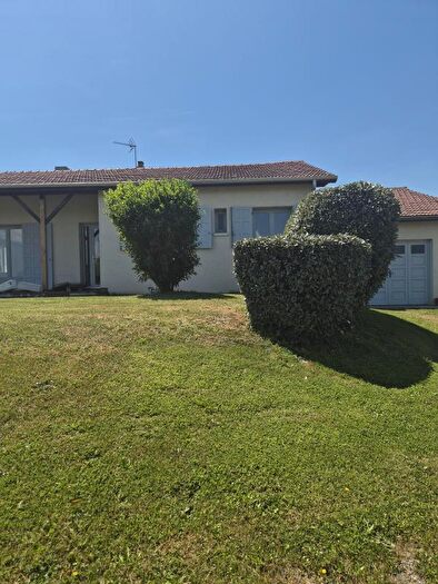 Champdieu : Maison 4 pièces à louer