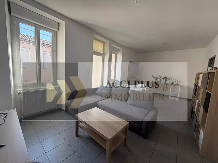 Appartement à louer - Nîmes, Richelieu - 4 pièces - 3 chambres