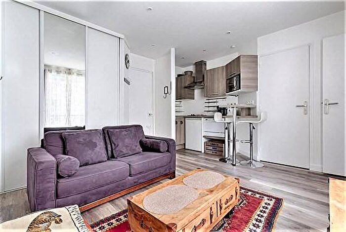 Appartement à louer - Saint Philippe du Roule, Paris ème arrondissement - 2 pièces - 1 chambre