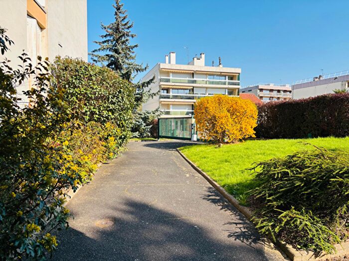 Appartement à louer - Fontenay-aux-Roses, Ormeaux, Renards - 5 pièces - 3 chambres