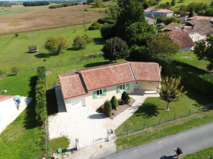 Maison 6 pièces à vendre - Reignac