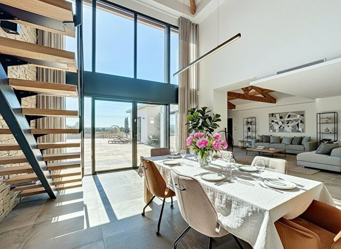 Maison 7 pièces à Aix-en-Provence, Jas de Bouffan, à vendre