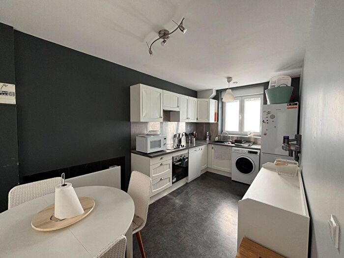 Maison à louer - Cherbourg-Octeville, Centre-ville - 3 pièces - 2 chambres