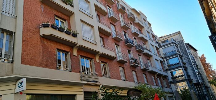 Appartement 2 pièces à Avignon, Palais des Papes, Zone Piétonne, à louer