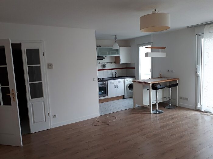 Appartement à louer - Huningue - 3 pièces - 2 chambres