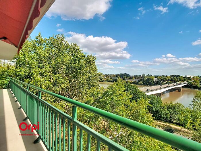 Nantes, Ile de Nantes : Appartement 5 pièces à louer