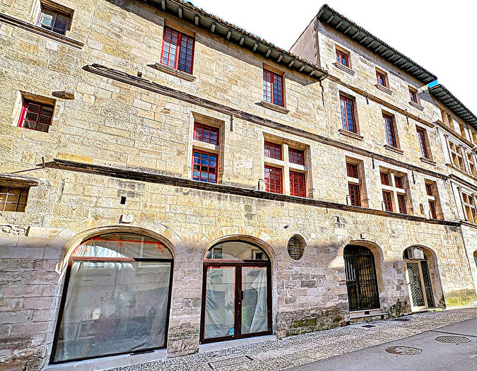 Appartement à vendre - Avignon, Palais des Papes, Zone Piétonne - 3 pièces - 2 chambres
