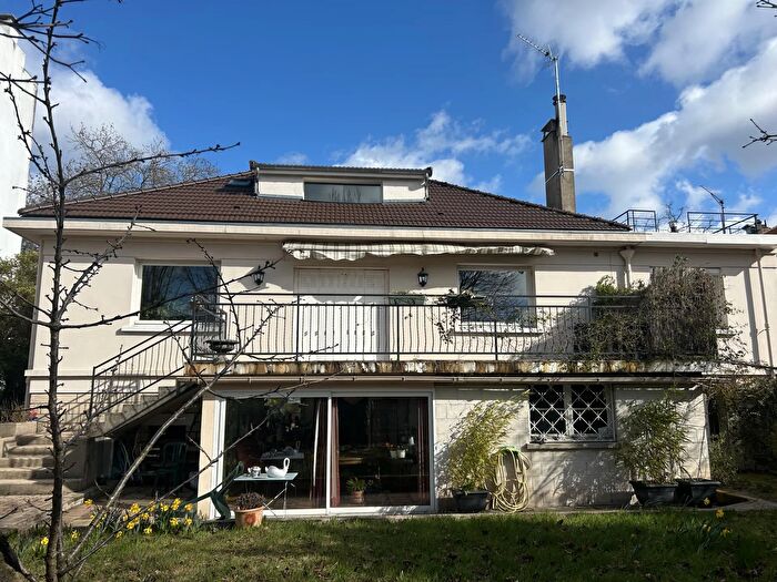Maison à vendre - Saint-Maur-des-Fossés, Adamville - 7 pièces - 1 chambre