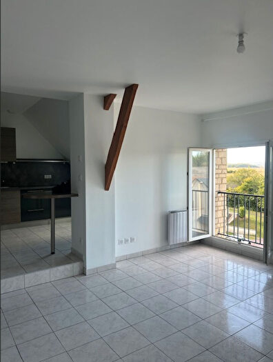 Saint-Martin-de-Fontenay - Appartement 4 pièces à louer
